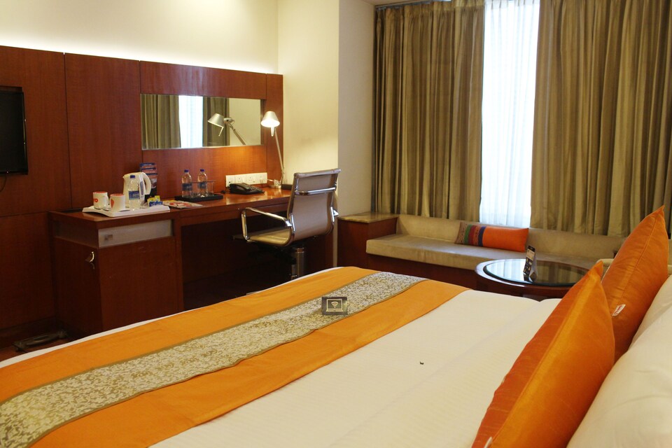 OYO Elite 426 Sidhrawali, OYO Rooms Manesar, Book @ ₹2737 - OYO