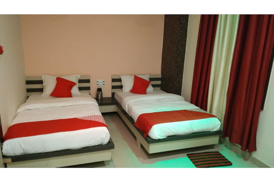 OYO 38015 Jb's Lodging, OYO Rooms Duliajan, Book @ ₹1095 - OYO