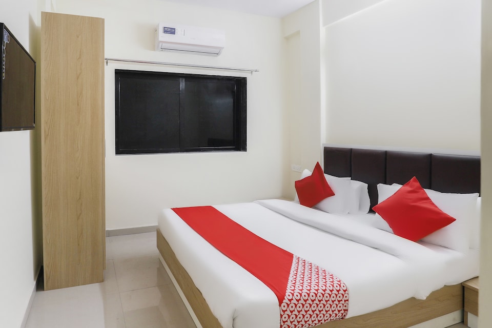 OYO Zion Inn, OYO Rooms Vapi, Book @ ₹1073 - OYO