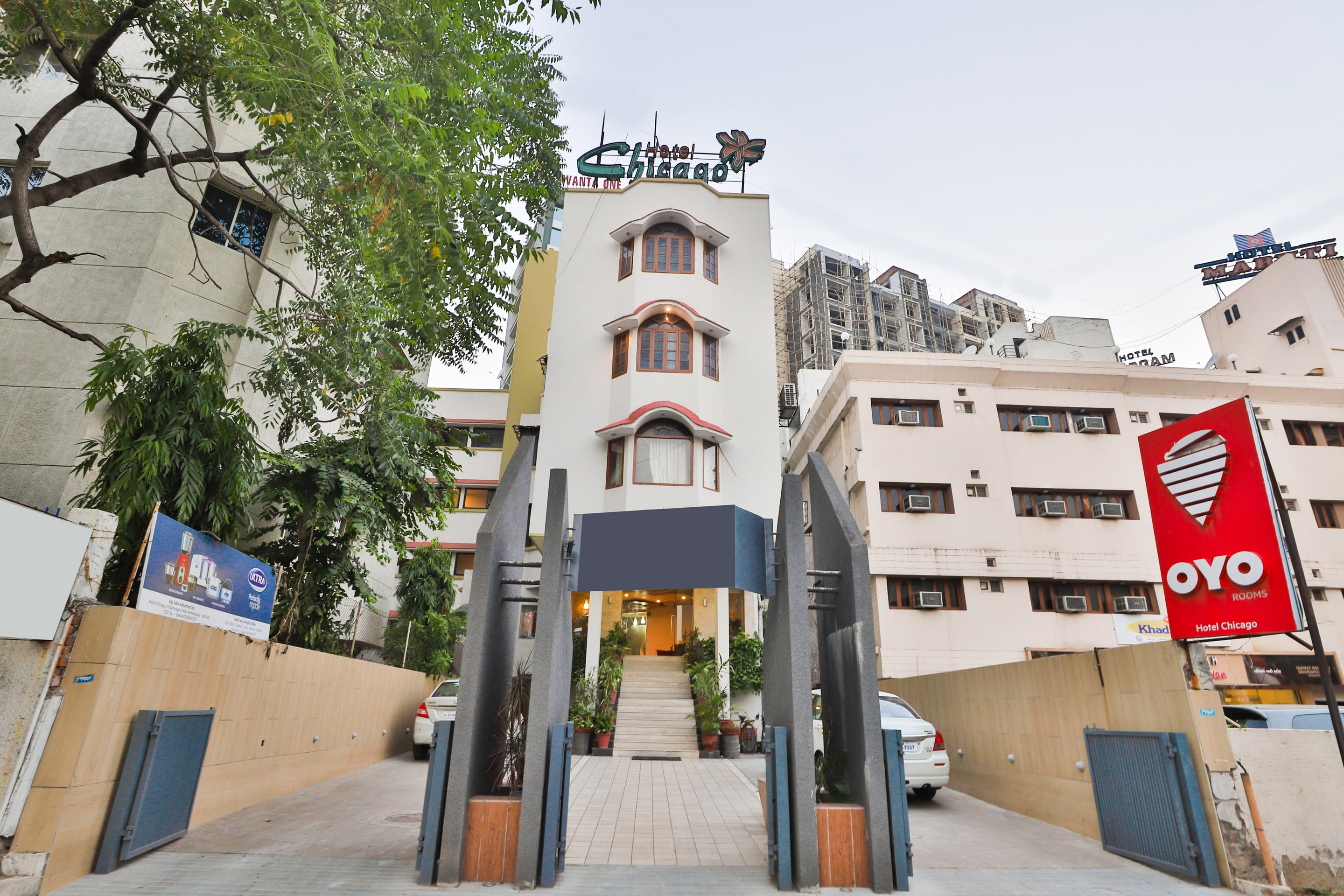Paldi Bus Stand OYO hotels in Ahmedabad - Yatra.com