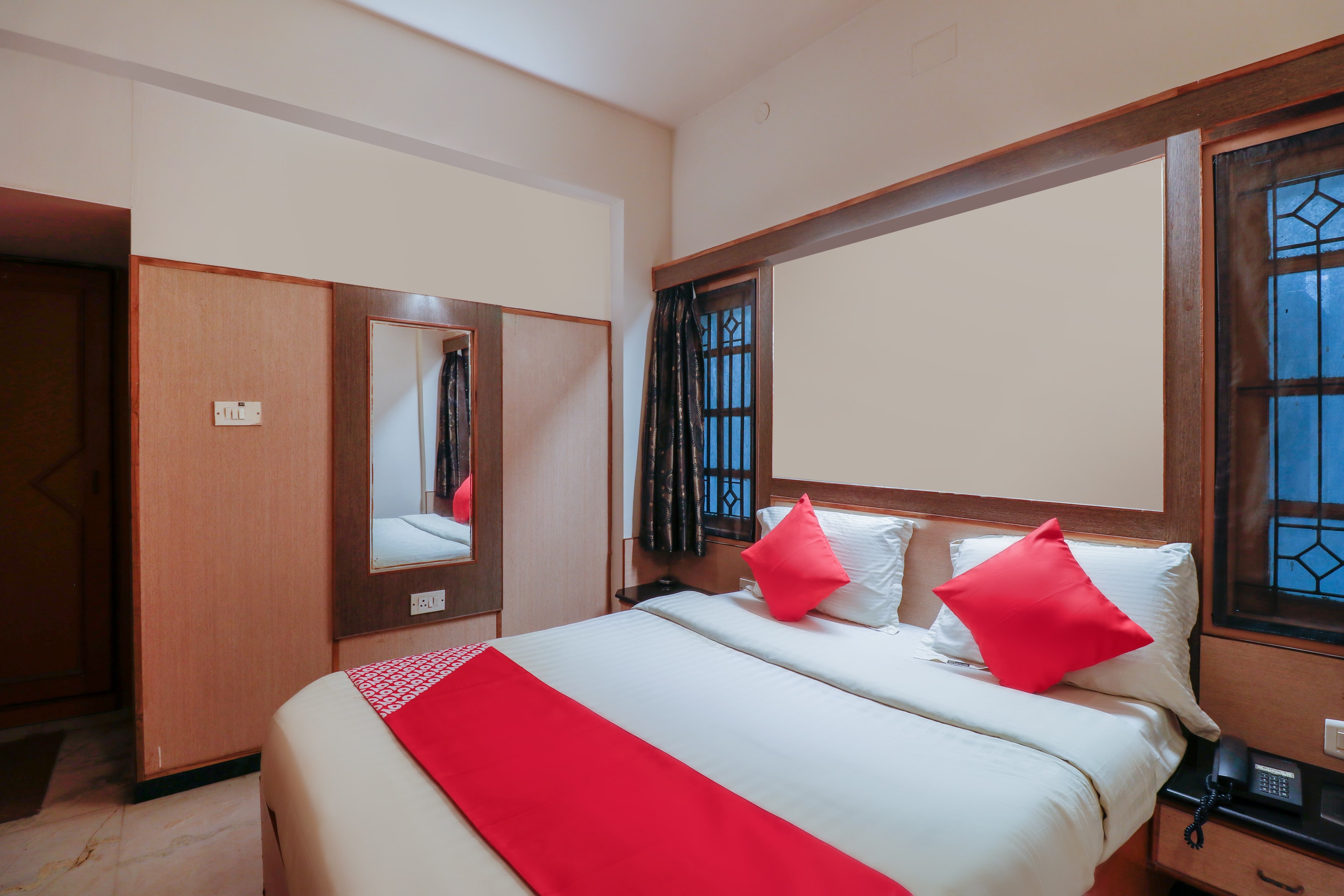 Hotels in Erode: Best Budget Erode Hotels from ₹464