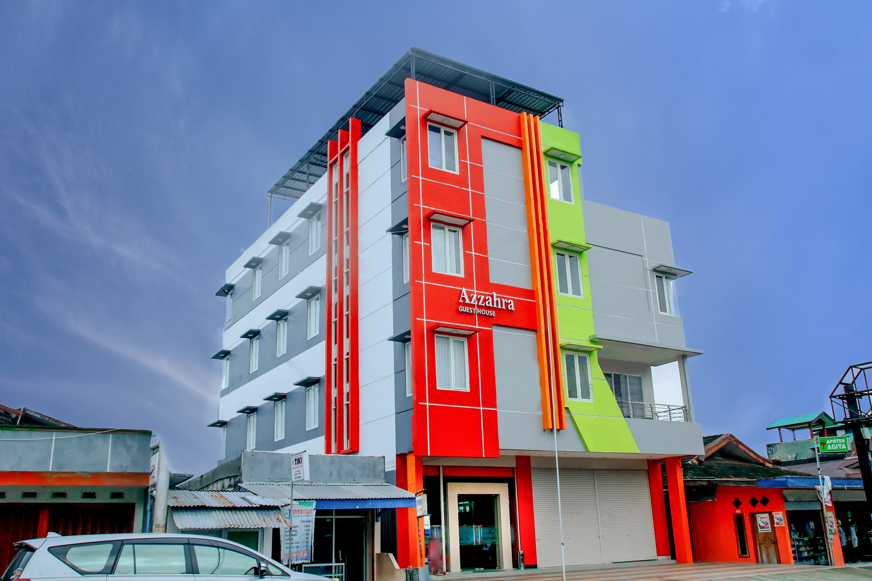 OYO 1006 Azzahra Guest House, Ambon Harga Terbaru Rp201030
