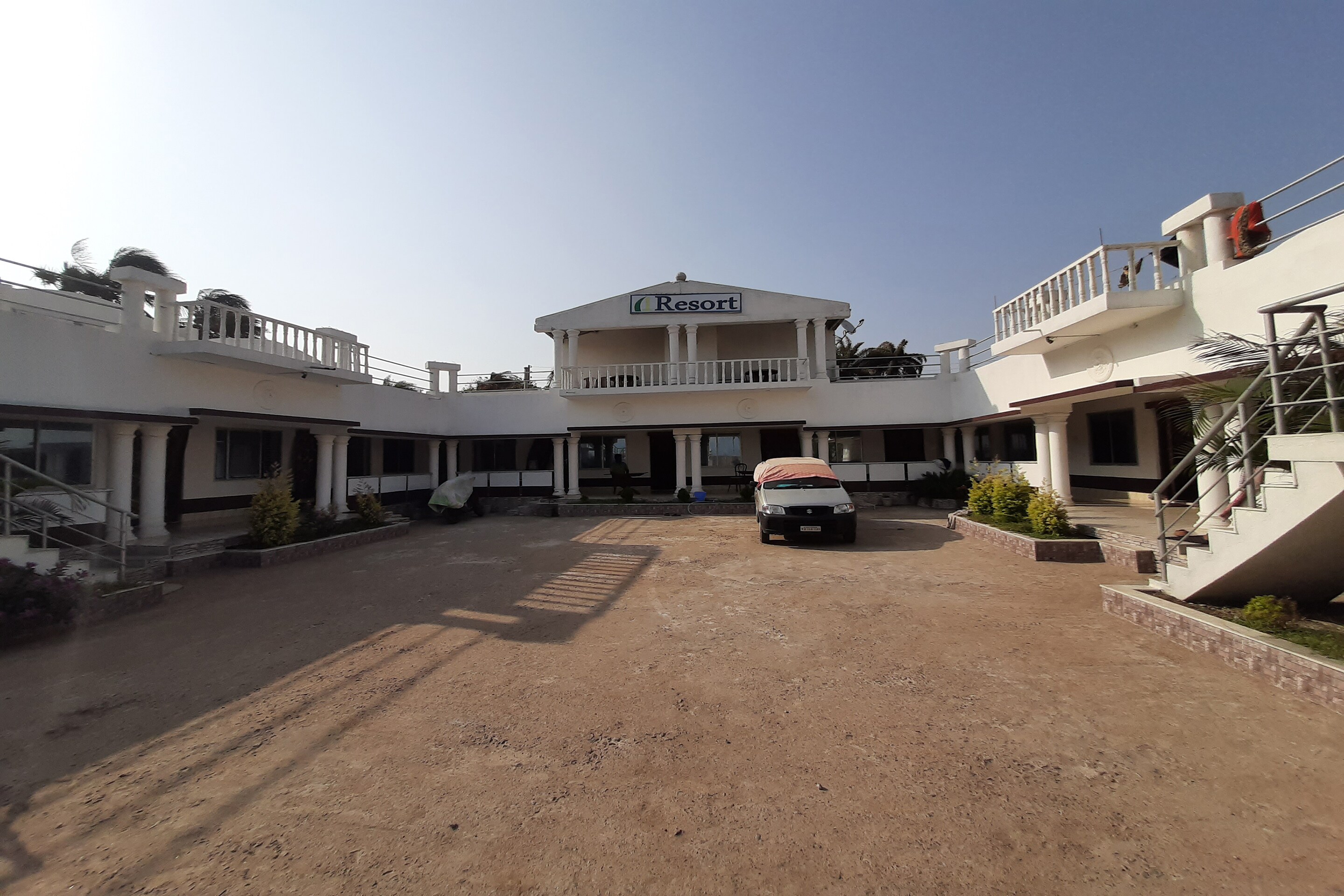 OYO 42000 A1 Resort, OYO Rooms Tajpur, Book @ ₹1067 - OYO