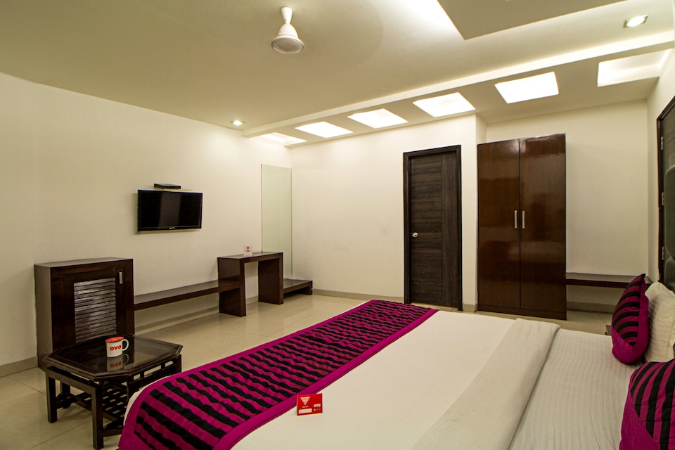 OYO Rooms 467 IGI Airport Comfort Stay, OYO Rooms Delhi Transit, Book ...