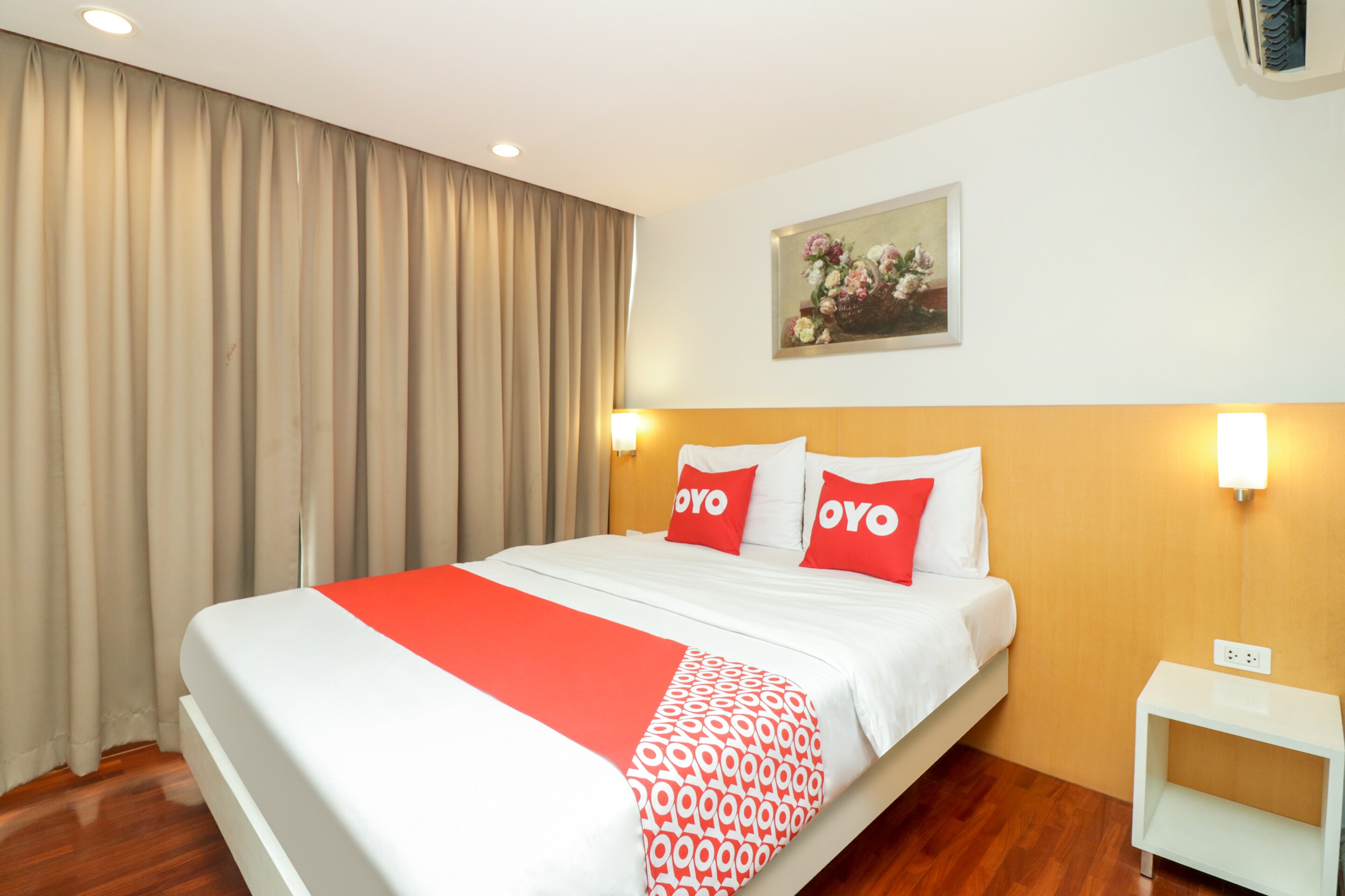 OYO 225 Premier Place Bangkok, Bangkok, Thailand - OYO Hotels
