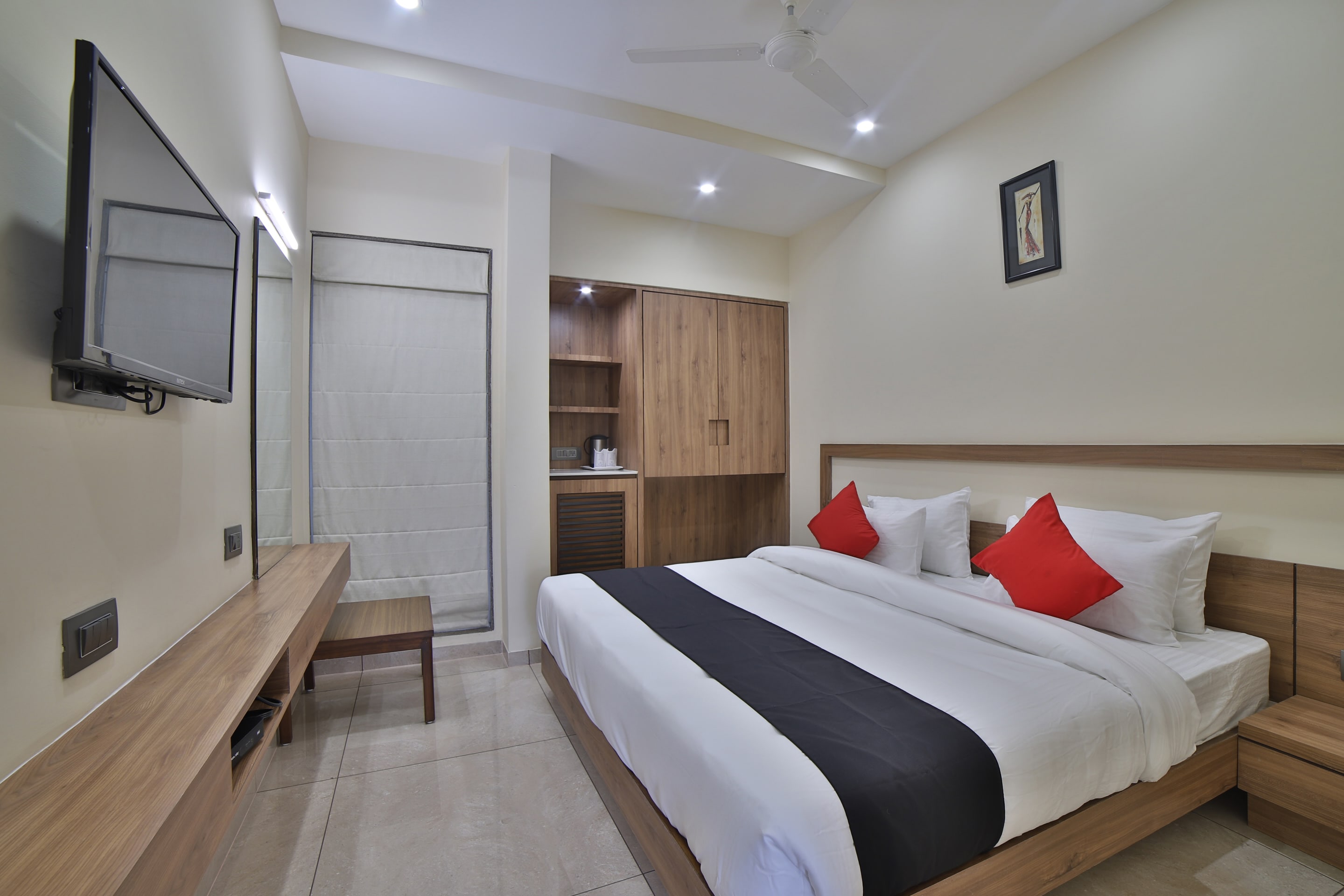 Capital O 44249 Hotel Kavery Mansingh Inn, Capital O Rajkot, Book ...