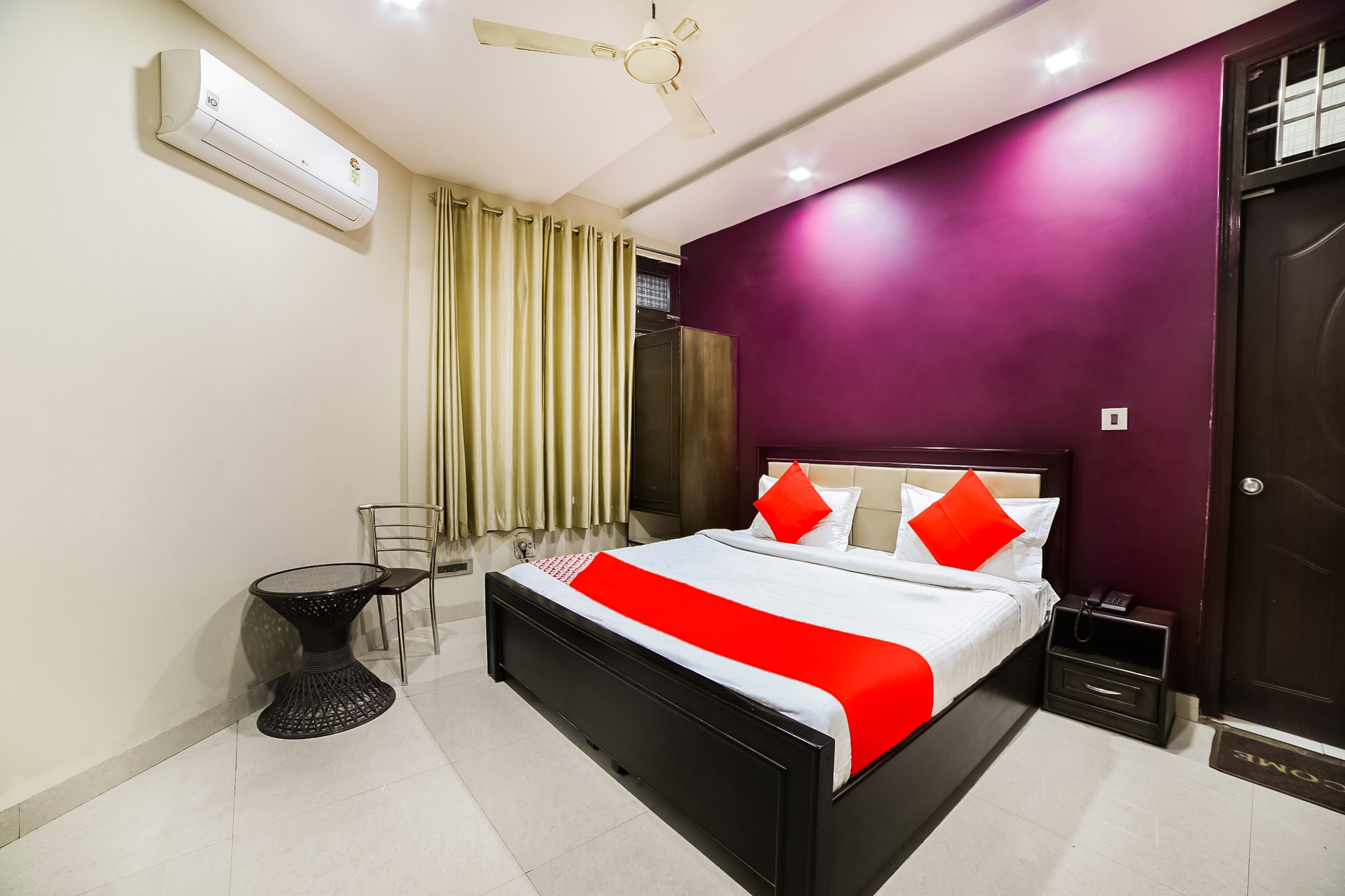 OYO 44399 Hotel Rupal Regency , OYO Rooms Mainpuri, Book @ ₹1095 - OYO