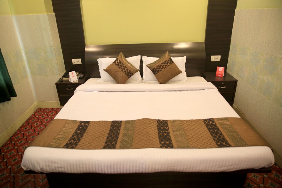 OYO 4250 Hotel Red Rose, OYO Rooms Jammu, Book @ ₹1095 - OYO