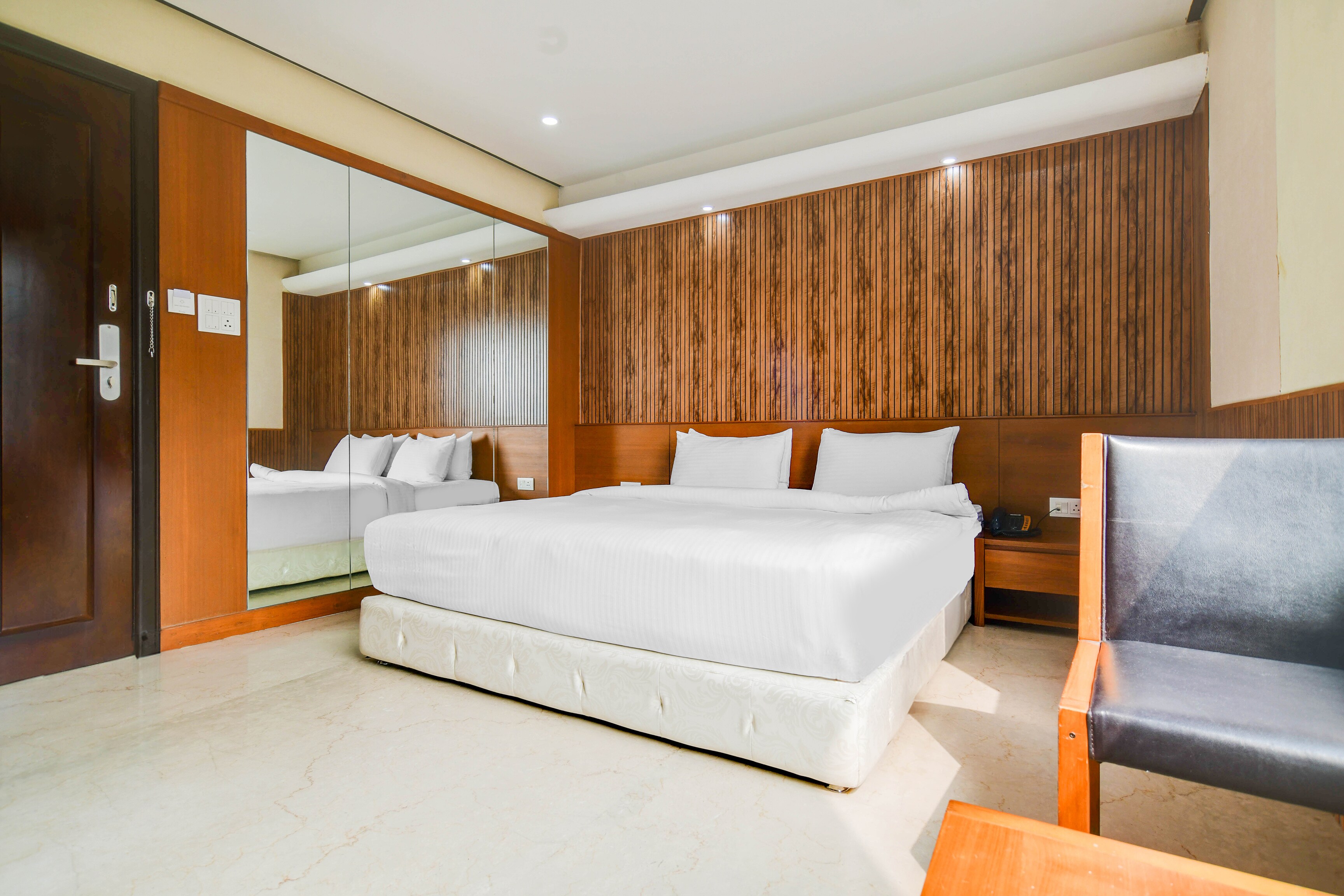 Hotels in Indore Bg Railway Station, Indore for Near Hospitals Starting ...