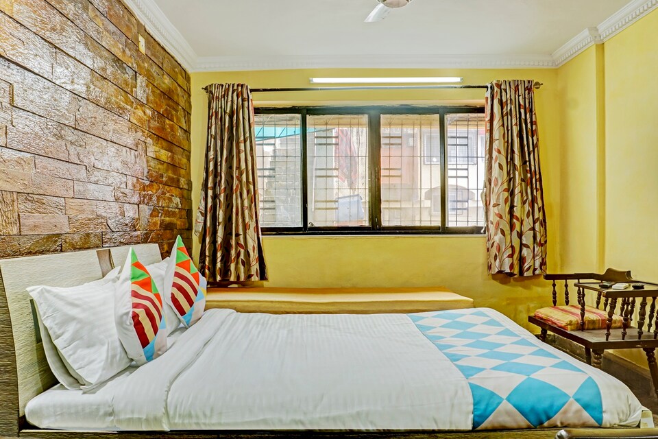 OYO Home 47230 Peaceful Bungalow , Home Mumbai, Book @ ₹1095 - OYO