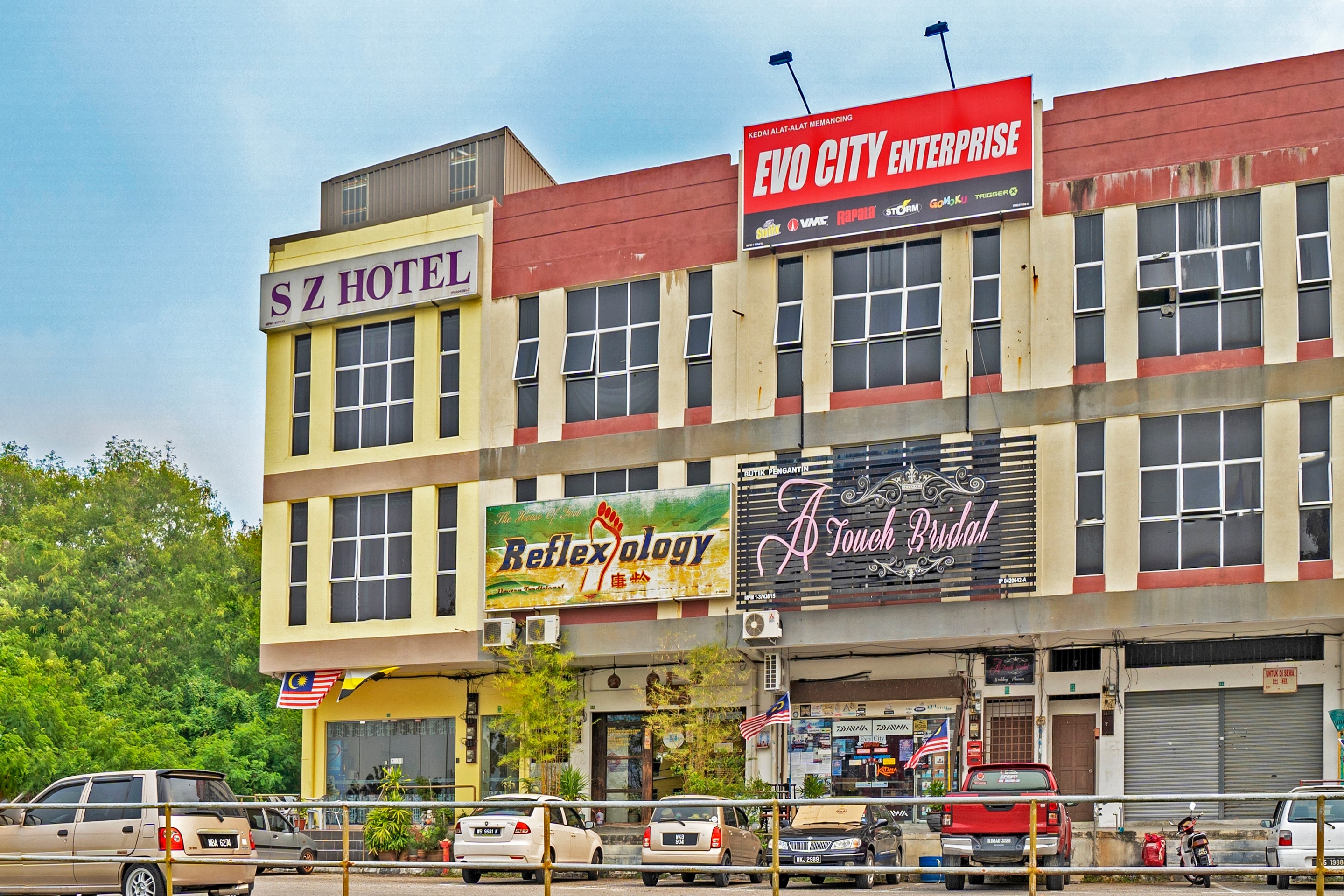 Sz Hotel, OYO Hotels Manjung, Book @ RM47 - OYO