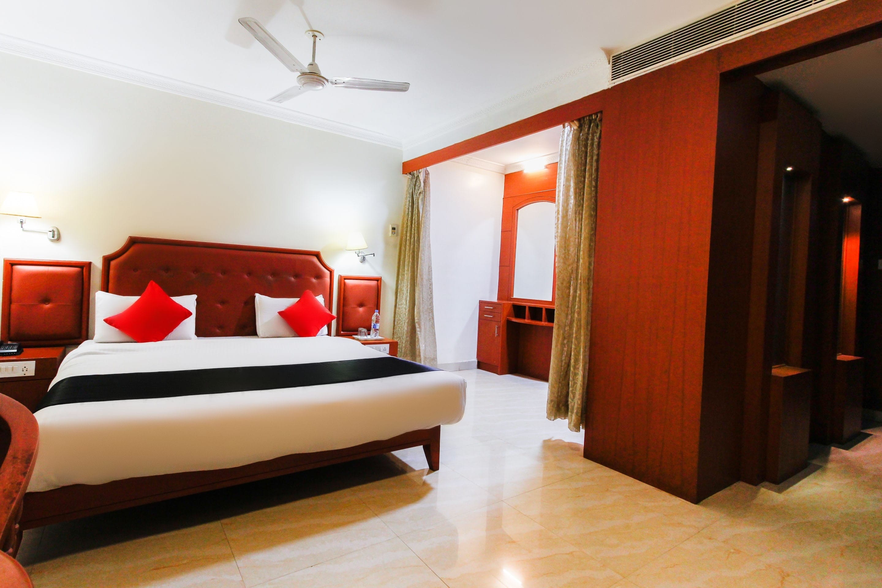 Collection O King's Royal Palace, Collection O Tirunelveli, Book ...