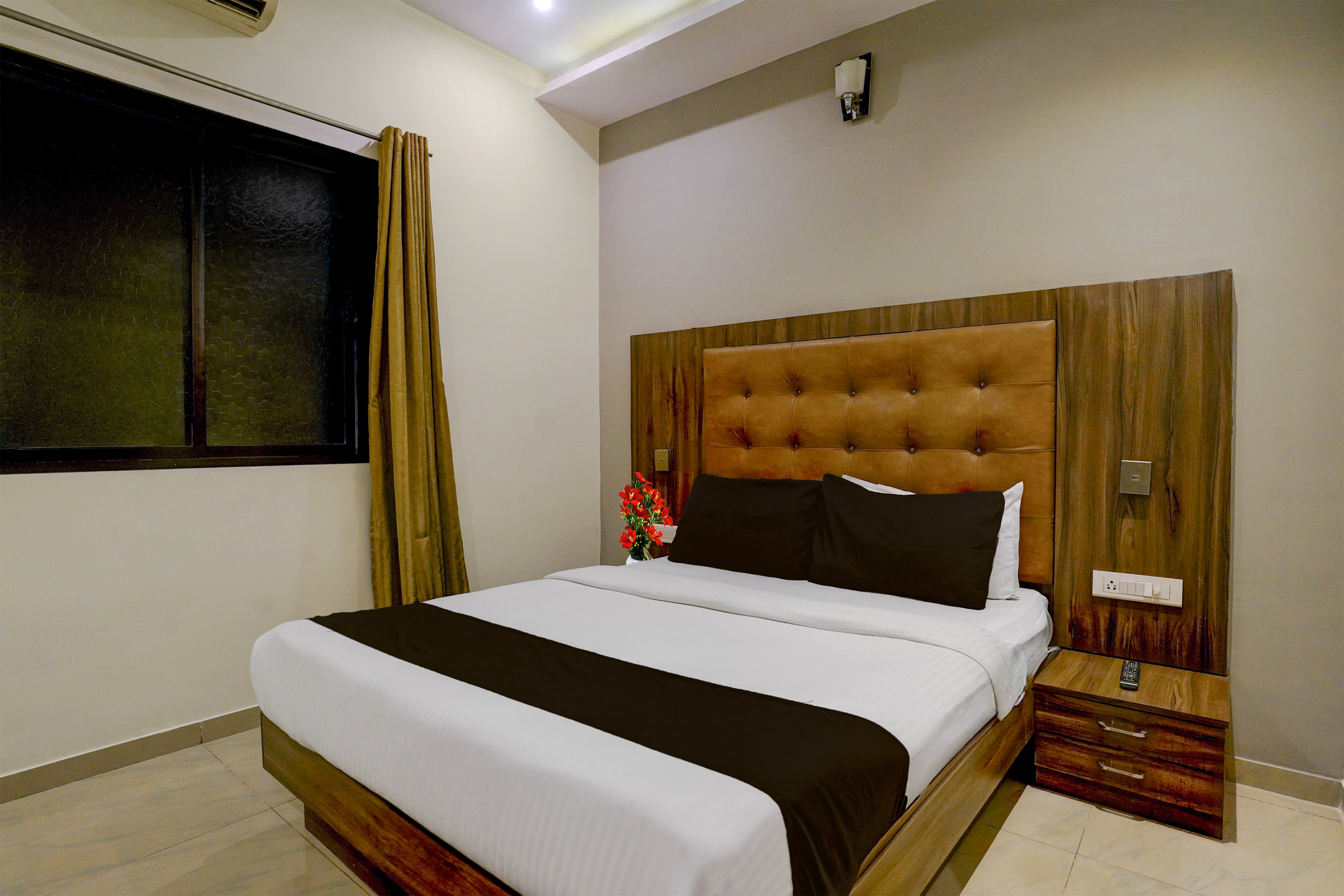Townhouse Hotels in Asalpha Metro Station, Mumbai Starting @ ₹1617 ...