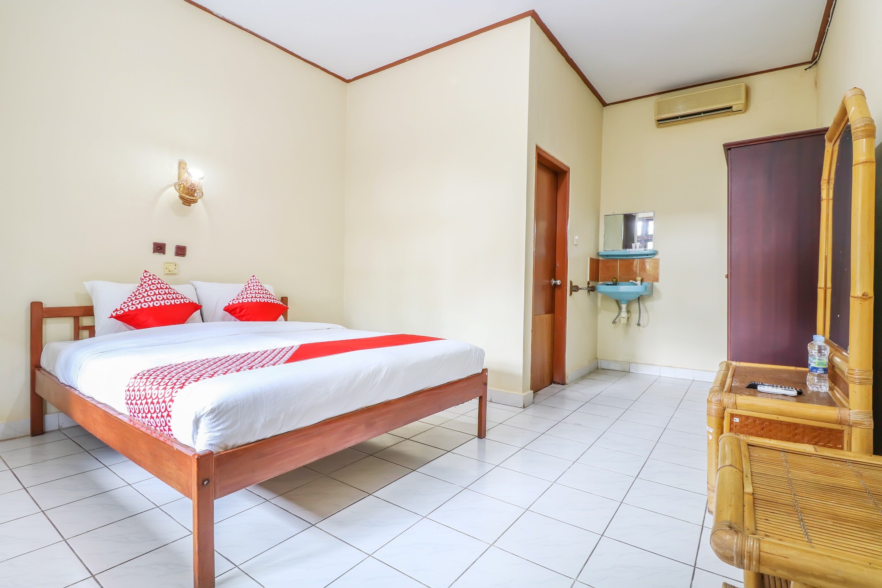 Hotel di Bali, Mulai Rp31080 per malam - OYO Hotels