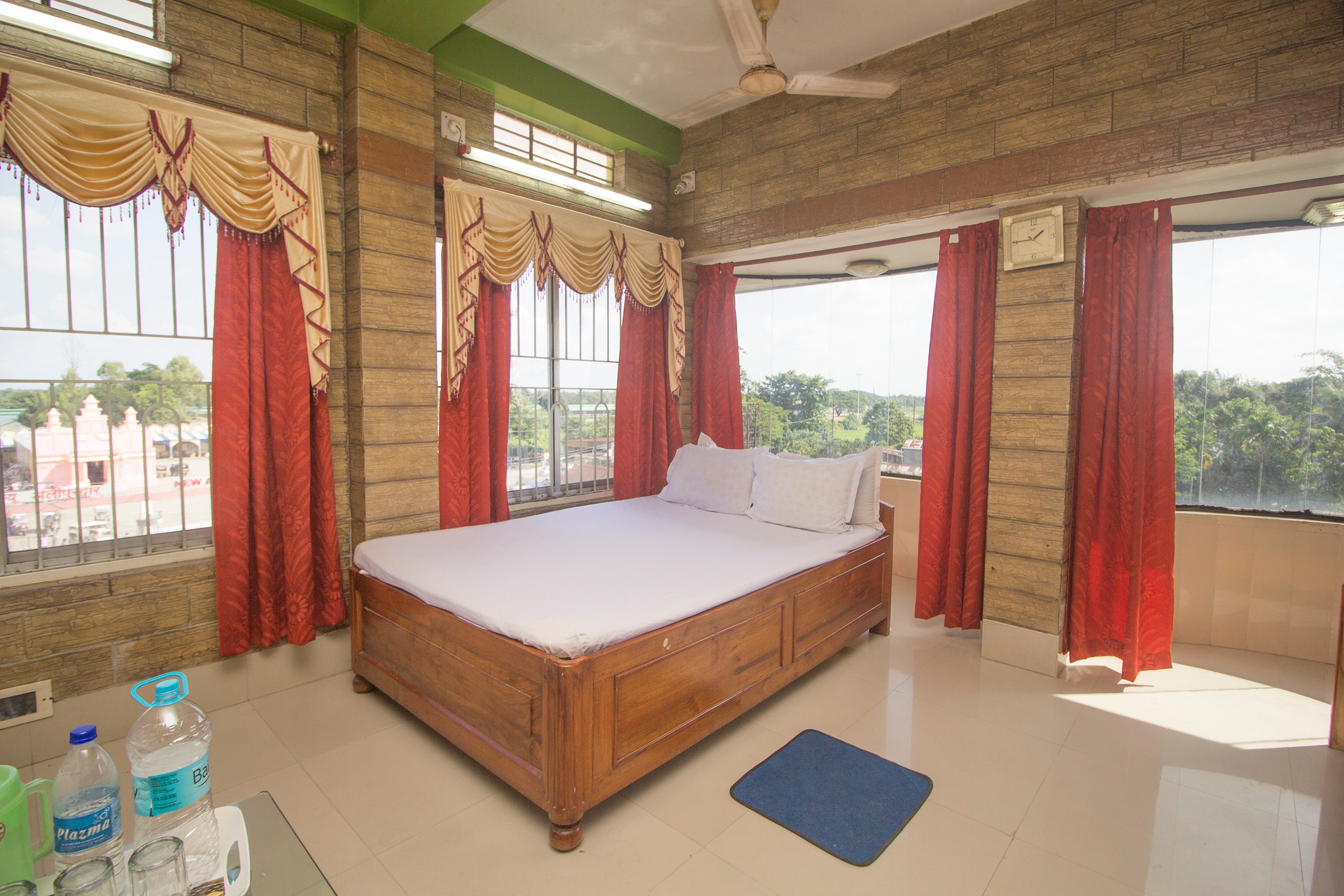 Hotels in Moner Manush Picnic Spot, Alipurduar Starting @ ₹1332 - Upto ...