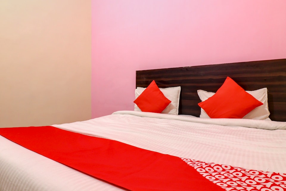 OYO 61522 Hotel Rajvanshi, OYO Rooms Bhiwani, Book @ ₹1095 - OYO