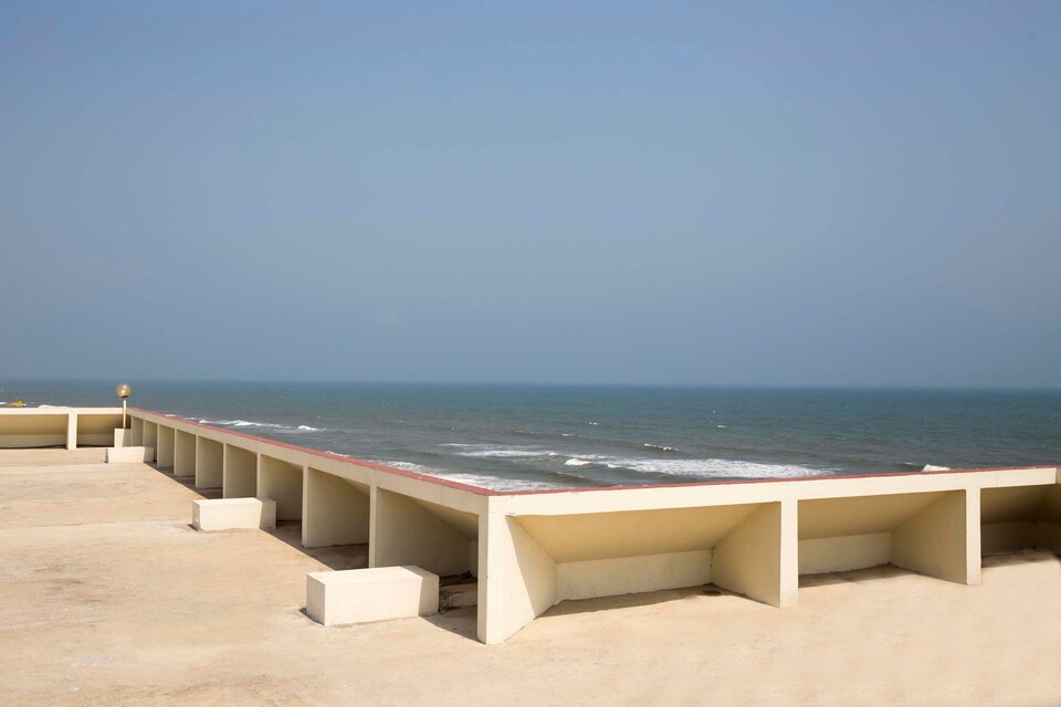 OYO 5033 Hotel Golden Palace, Premium Puri, Book @ ₹1095 - OYO