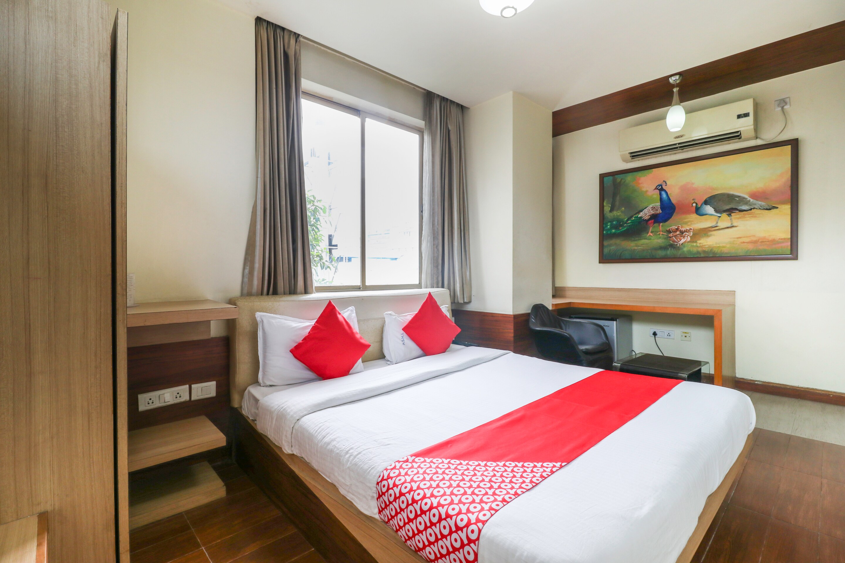 OYO 62506 Apollo Sindoori Hotels Limited, OYO Rooms Bangalore, Book ...