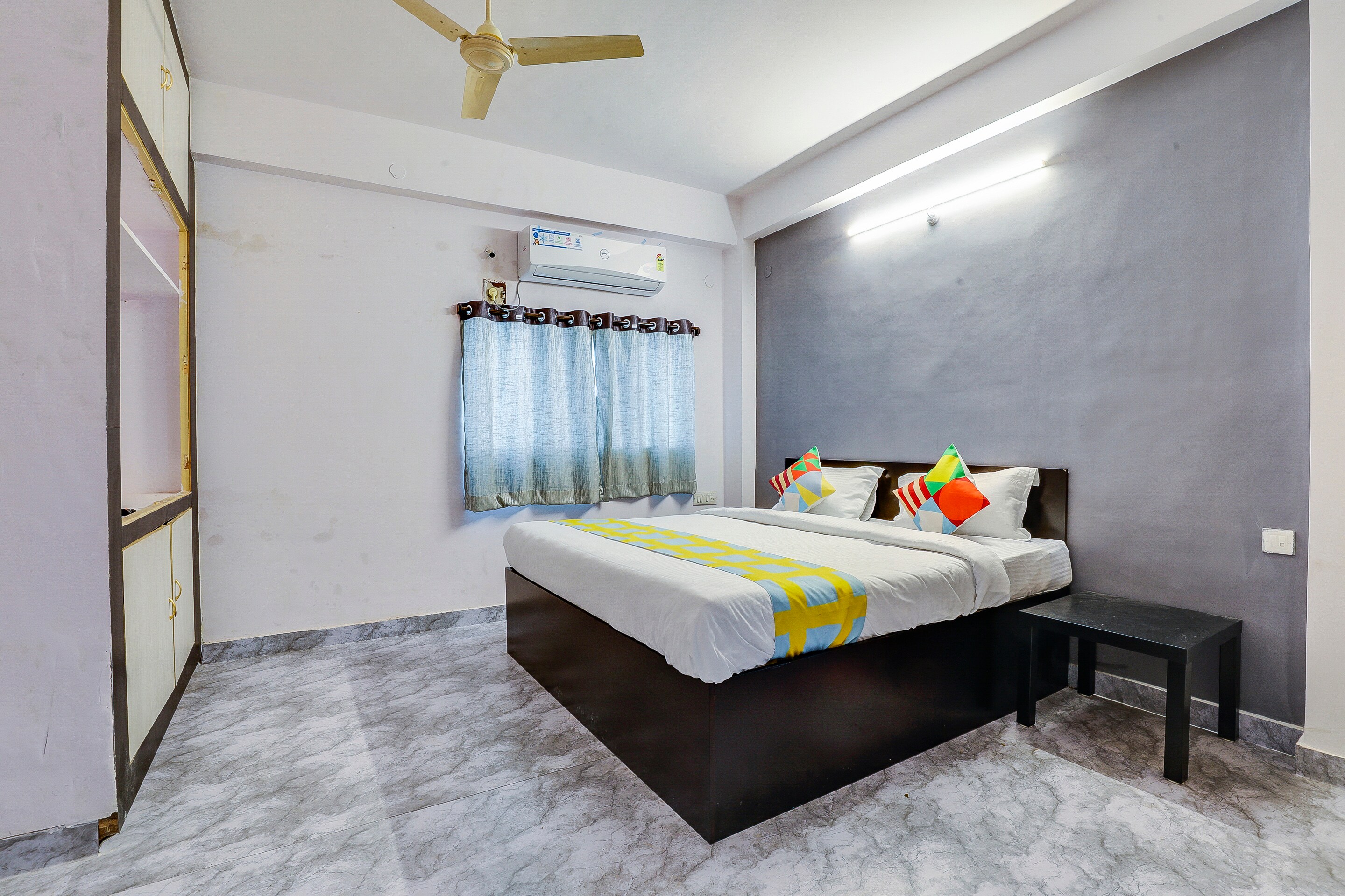 Live on new code HYD2342, OYO Rooms Hyderabad, Book @ ₹1095 - OYO