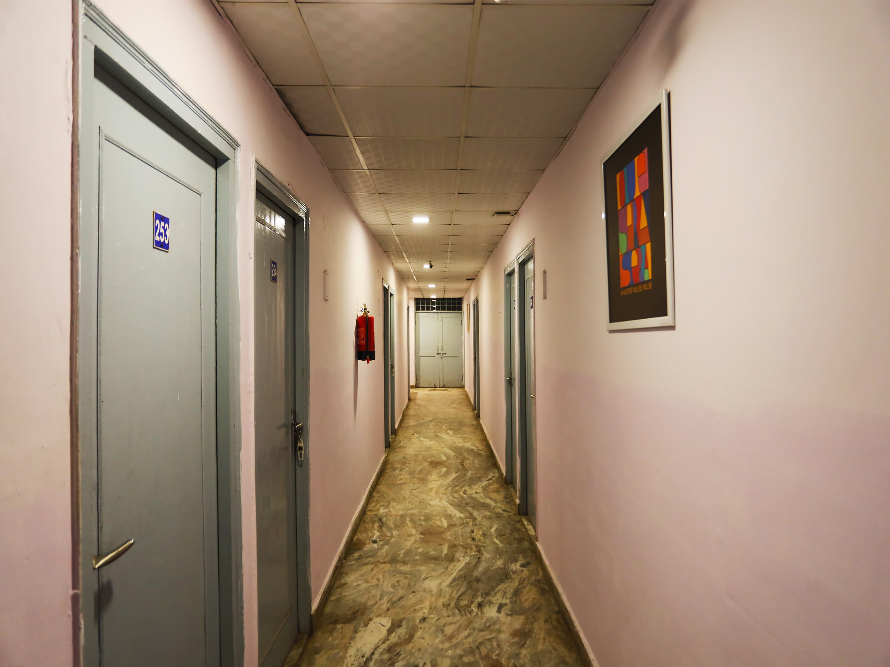 Flagship Hotels in Atul Kataria Chowk, Gurgaon Starting @ ₹470 - Upto ...