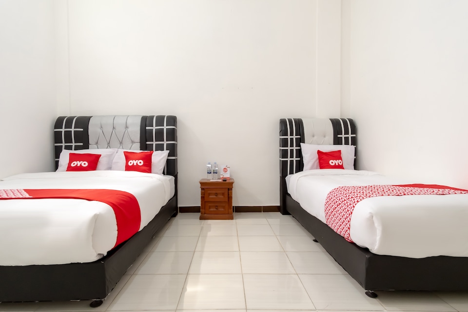OYO 1874 Joh - Je Guest House, Medan Harga Terbaru Rp112221