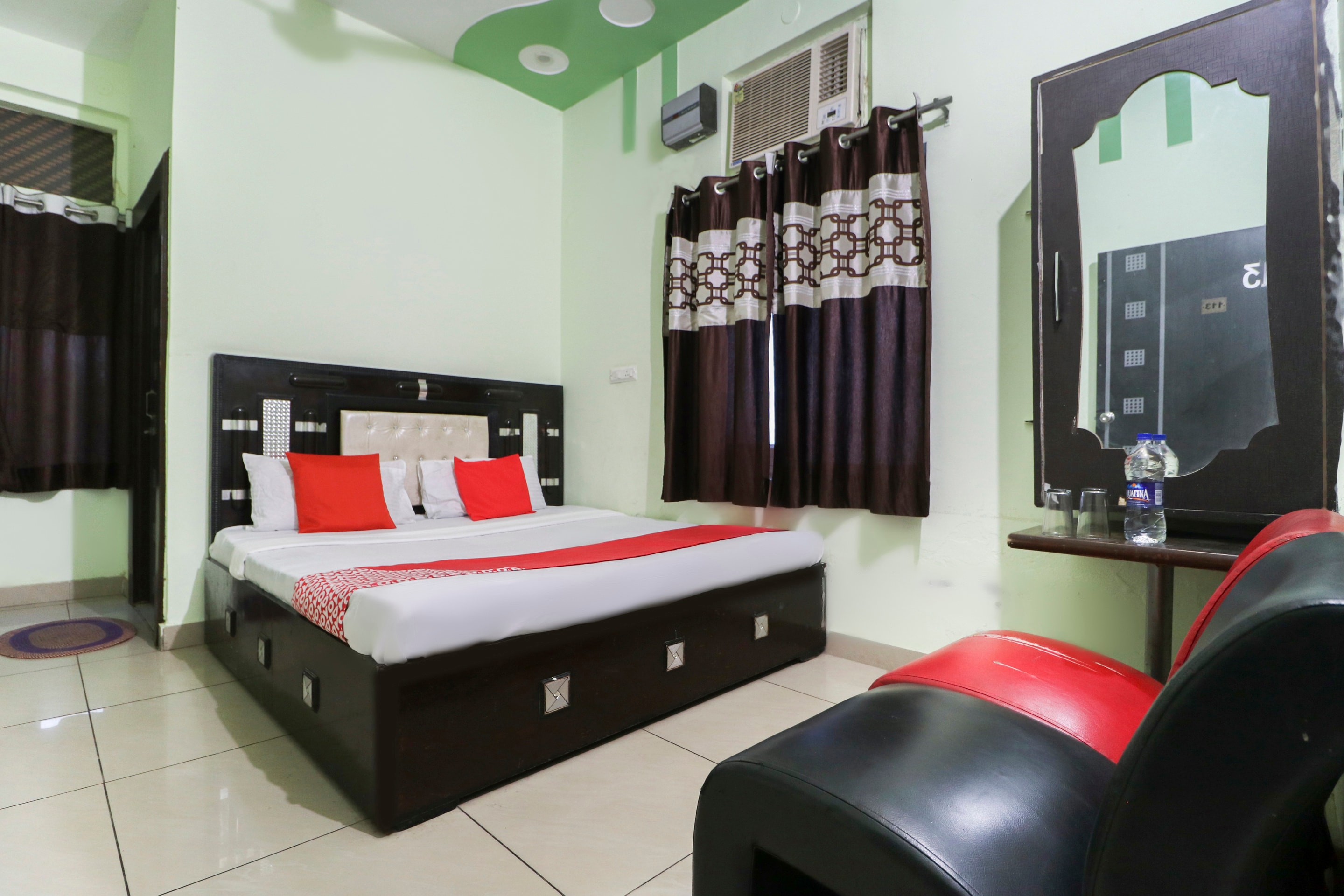 OYO Hotel Blue Heaven, OYO Rooms Kurukshetra, Book @ ₹470 - OYO