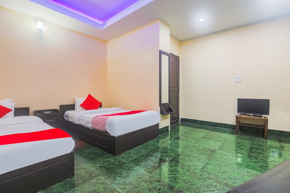 OYO 64210 Hotel Hill Orchid, OYO Rooms Aizwal, Book @ ₹1095 - OYO