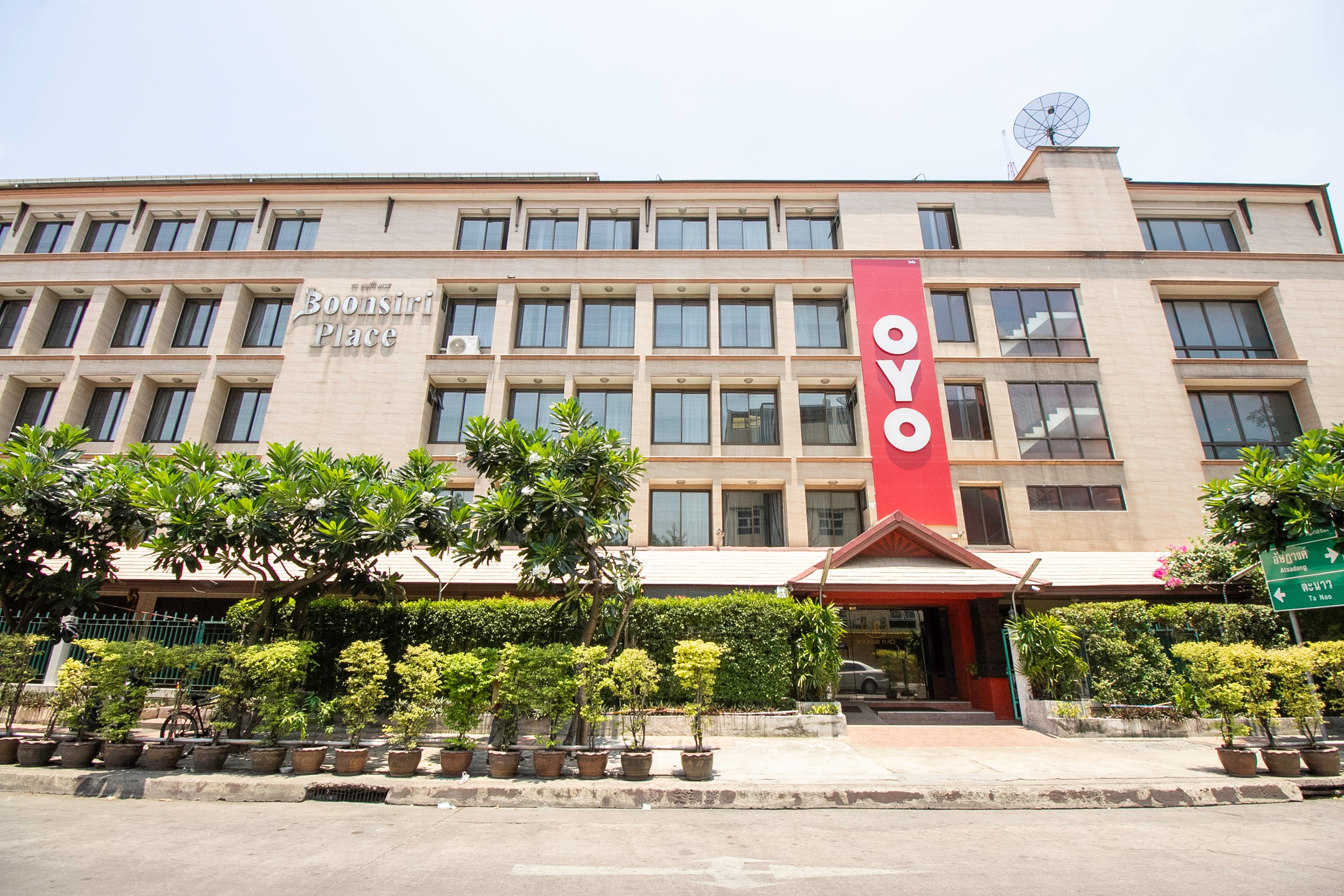 OYO 434 Boonsiri Place Hotel, Bangkok, Thailand - OYO Hotels