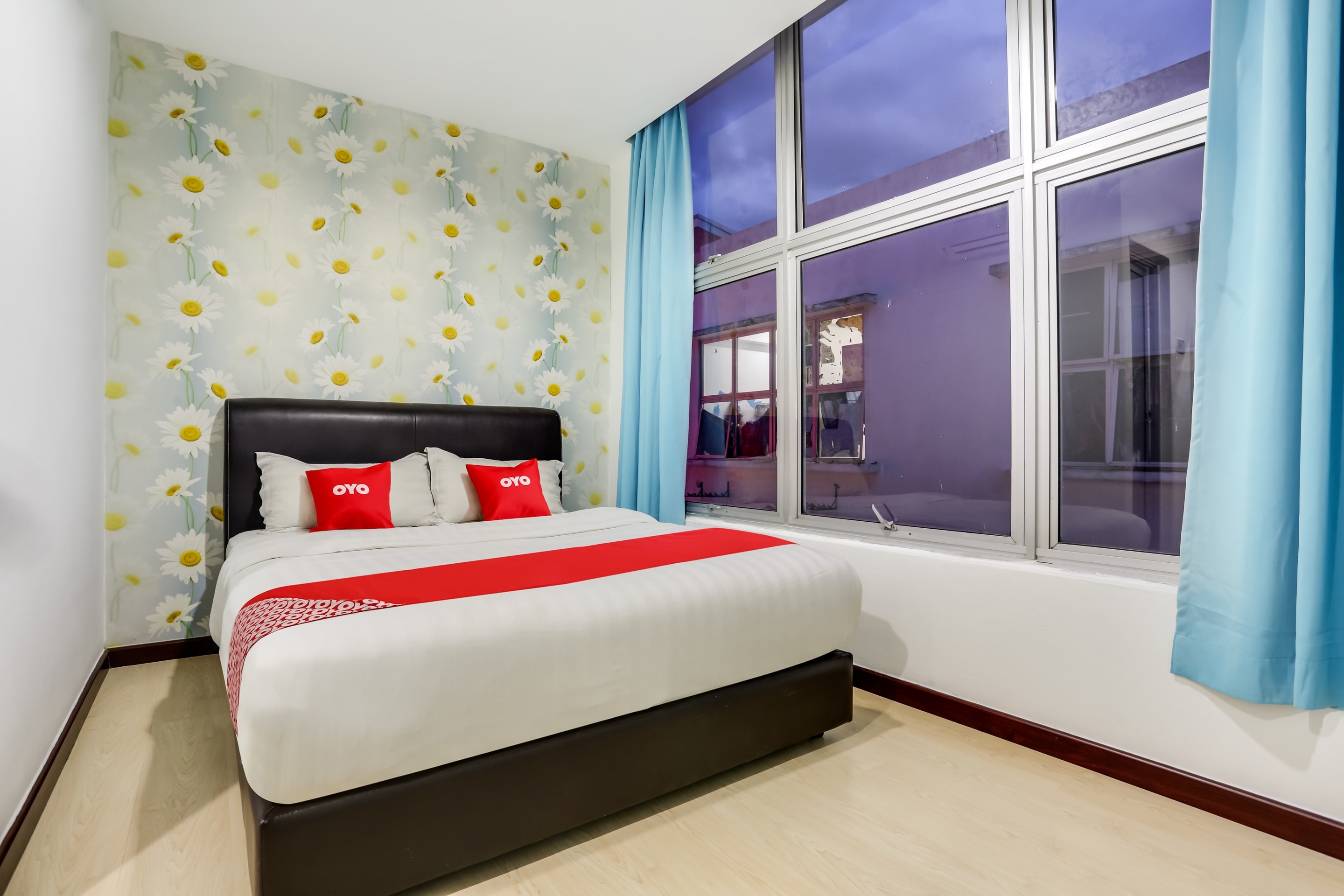 OYO 89583 Grove Hotel, OYO Hotels Kajang, Book @ RM96 - OYO