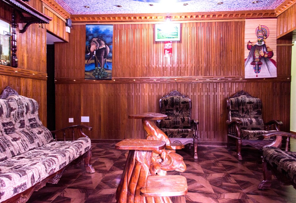 OYO 5393 Home Stay Lilly Gardens Holiday Homes, OYO Rooms Munnar, Book ...