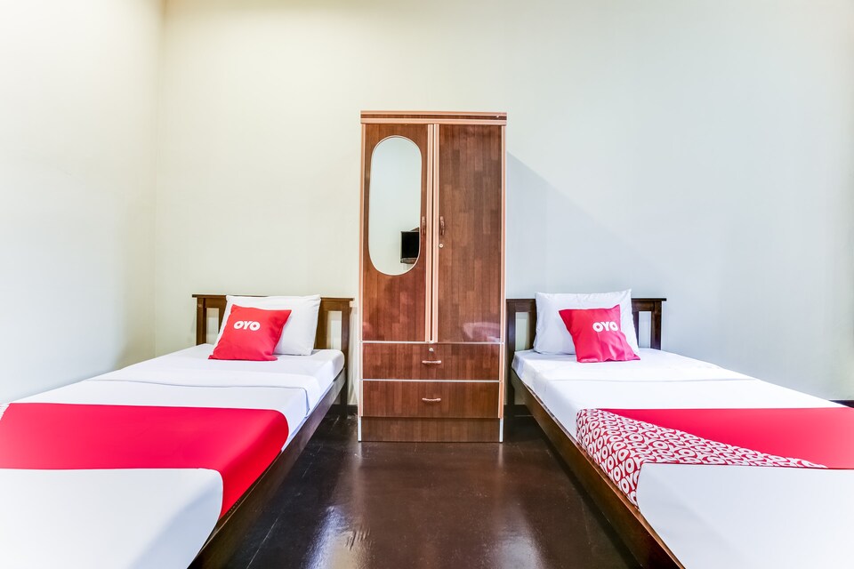 OYO 89660 Raudhah Inn Hotel, OYO Hotels Tangkak, Book @ RM100 - OYO