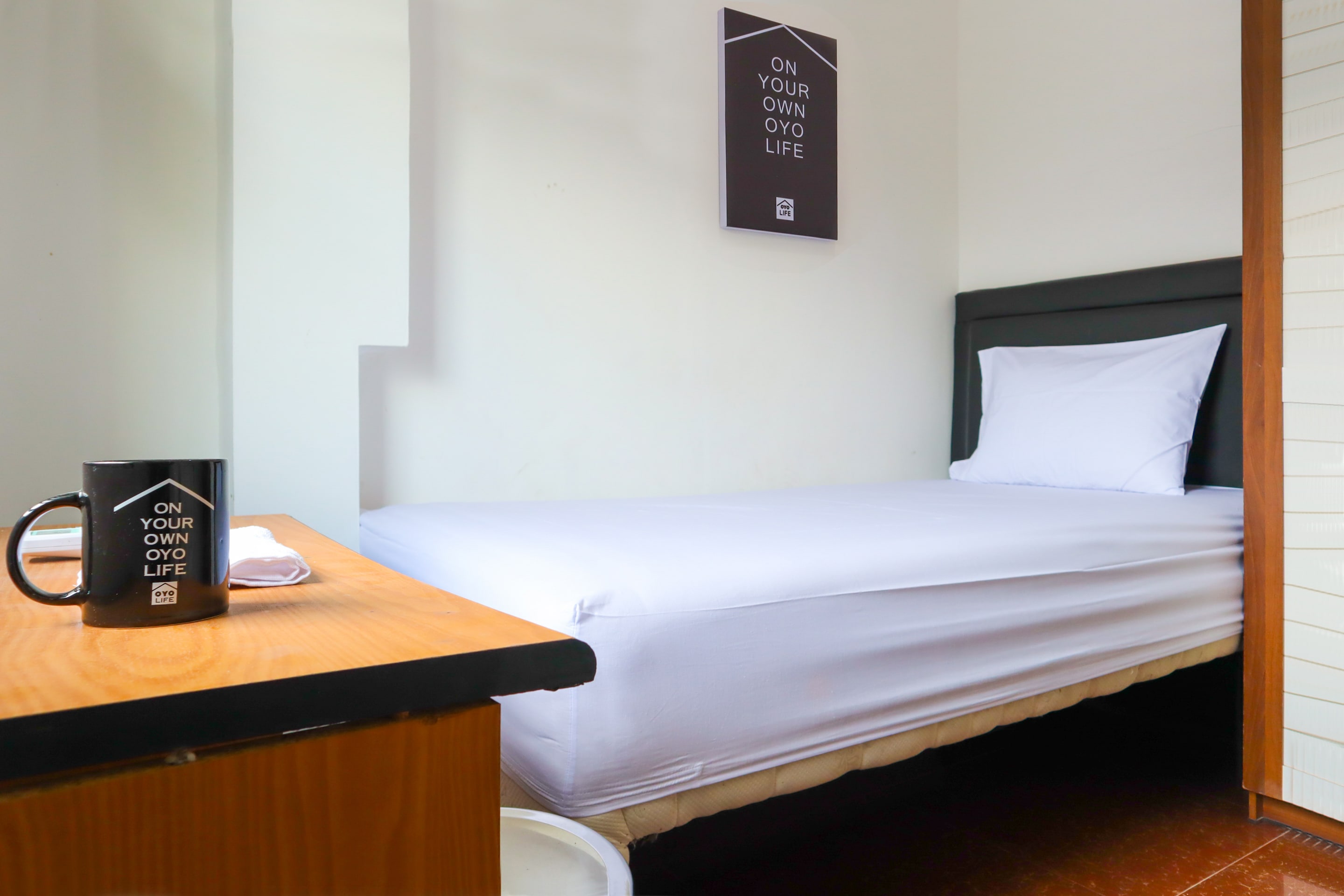 OYO Life 2464 Sakura Residence, OYO Living Jakarta, Book @ Rp111597 - OYO