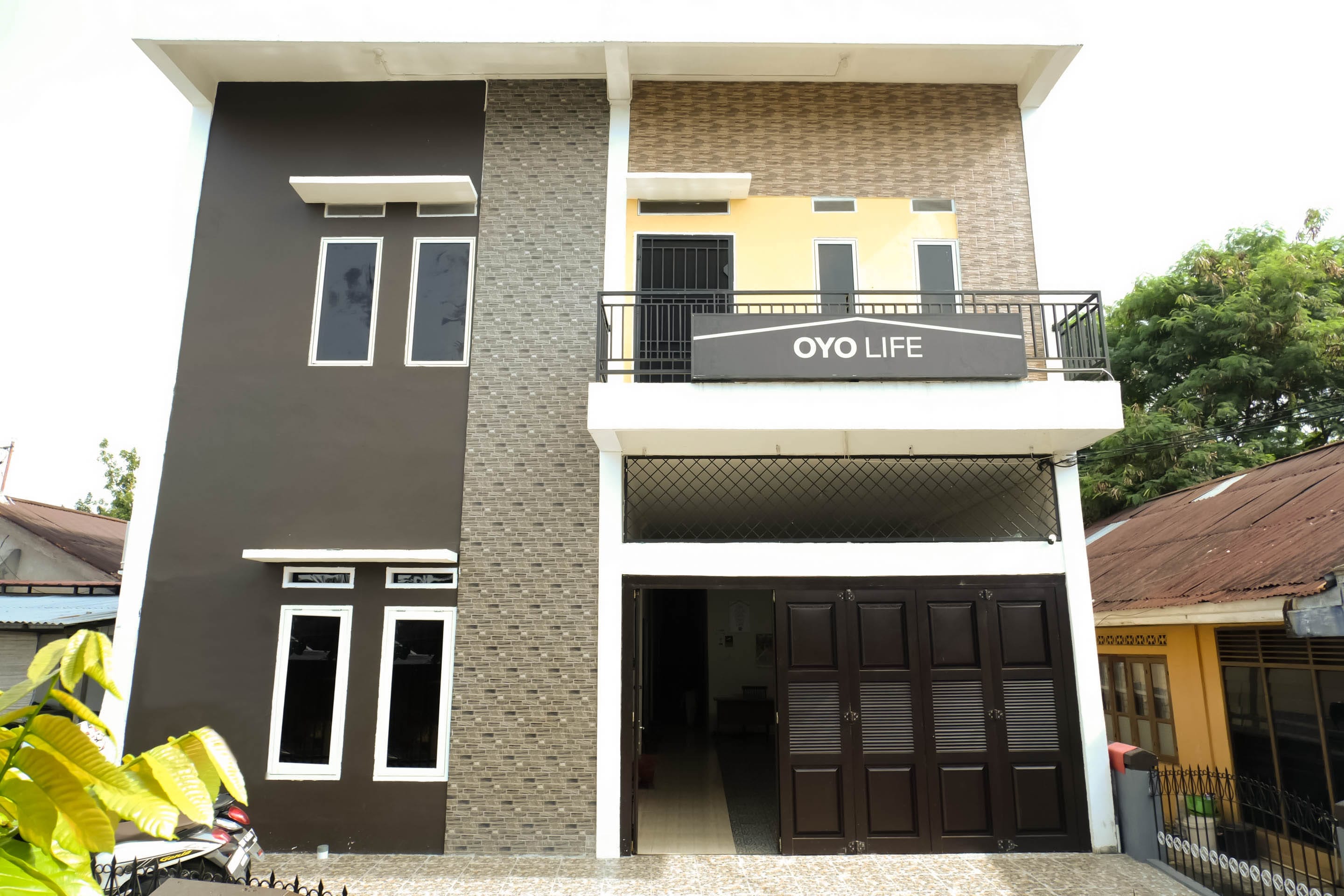 OYO Life 2507 Rooftop Homestay, OYO Living Pekanbaru, Book @ Rp111597 - OYO