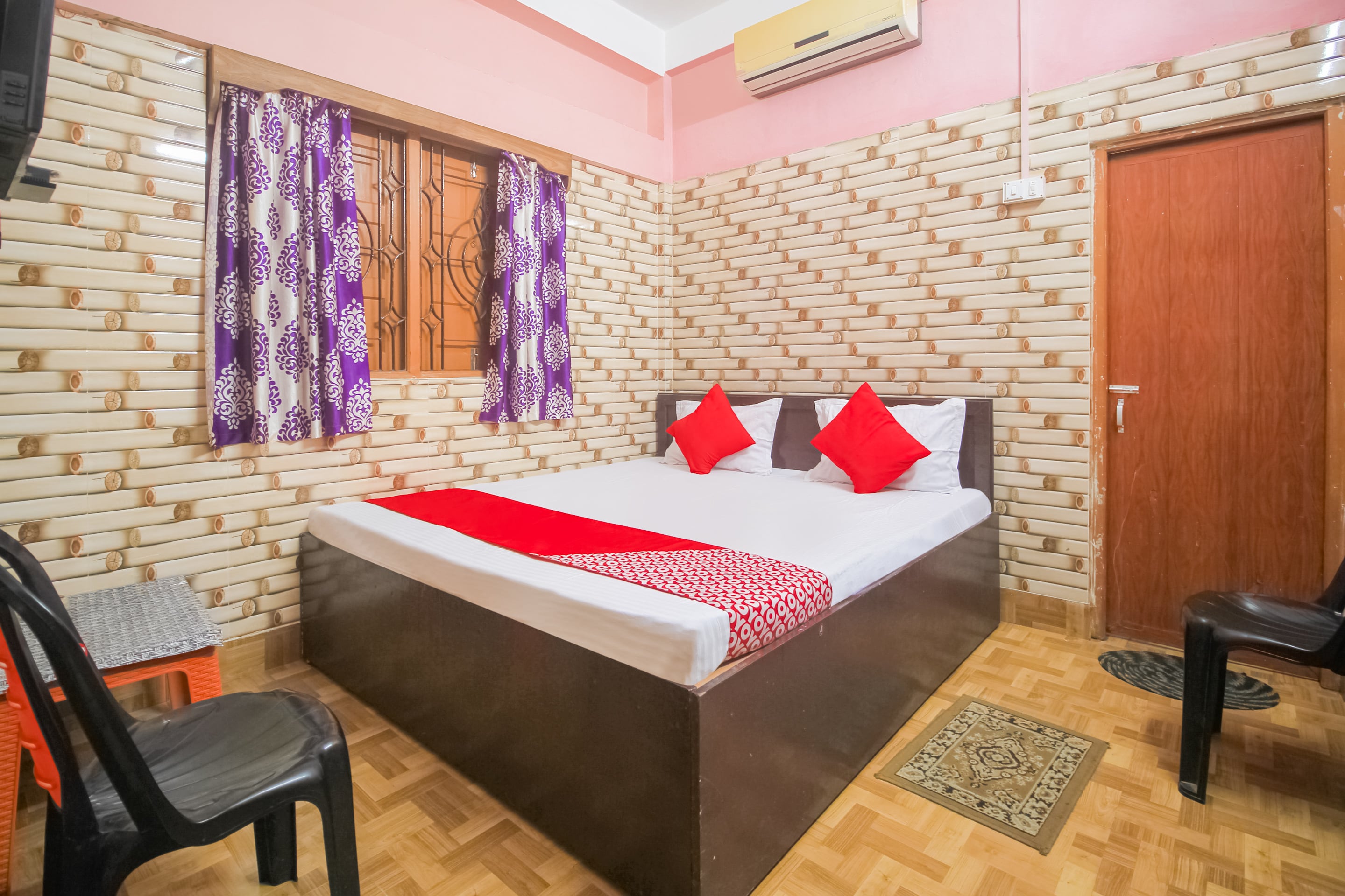 OYO 66821 Aytijya, OYO Rooms Jalpaiguri, Book @ ₹1095 - OYO
