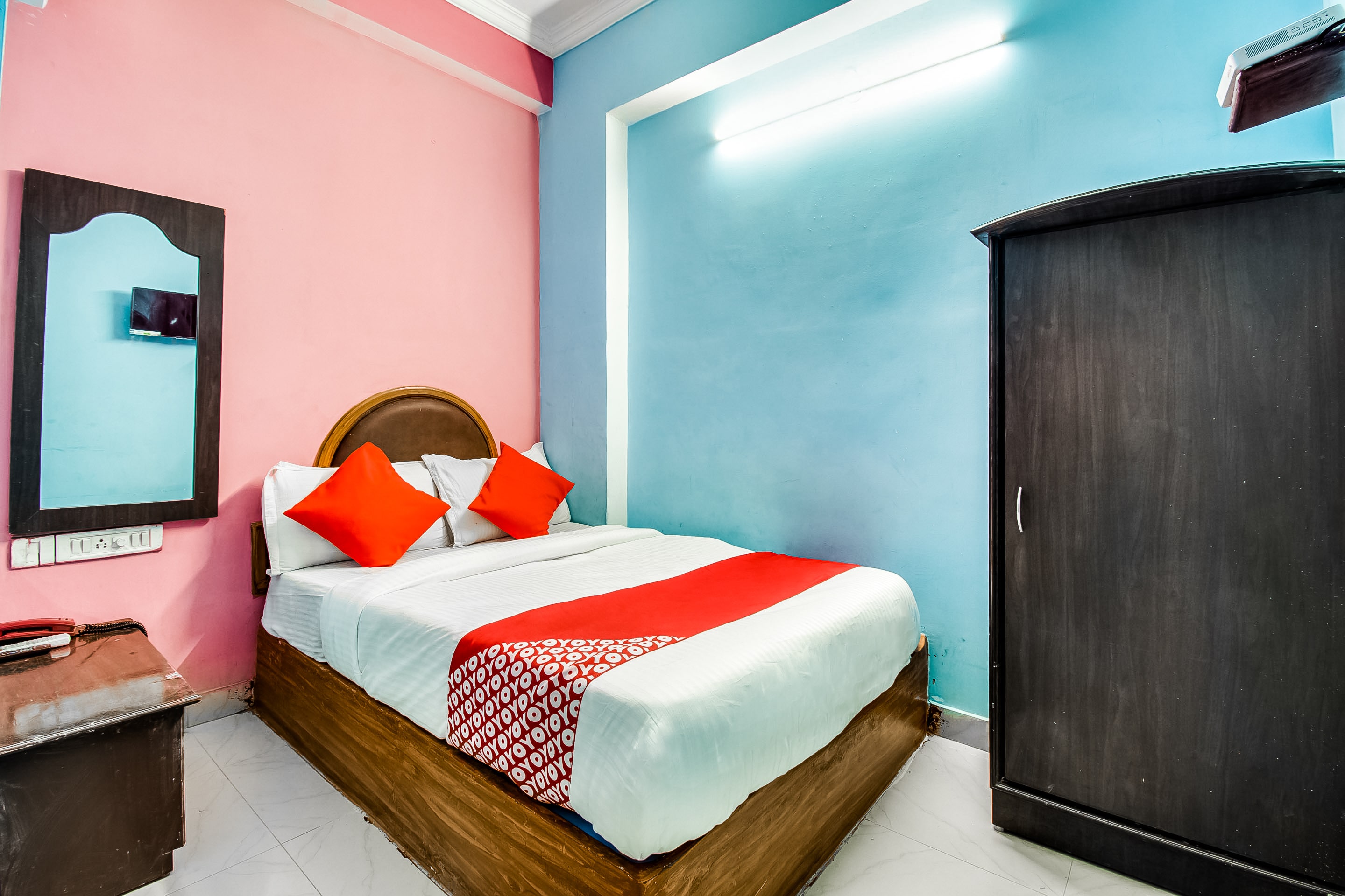OYO 66933 SV Residency, OYO Rooms Guntur, Book @ ₹1095 - OYO