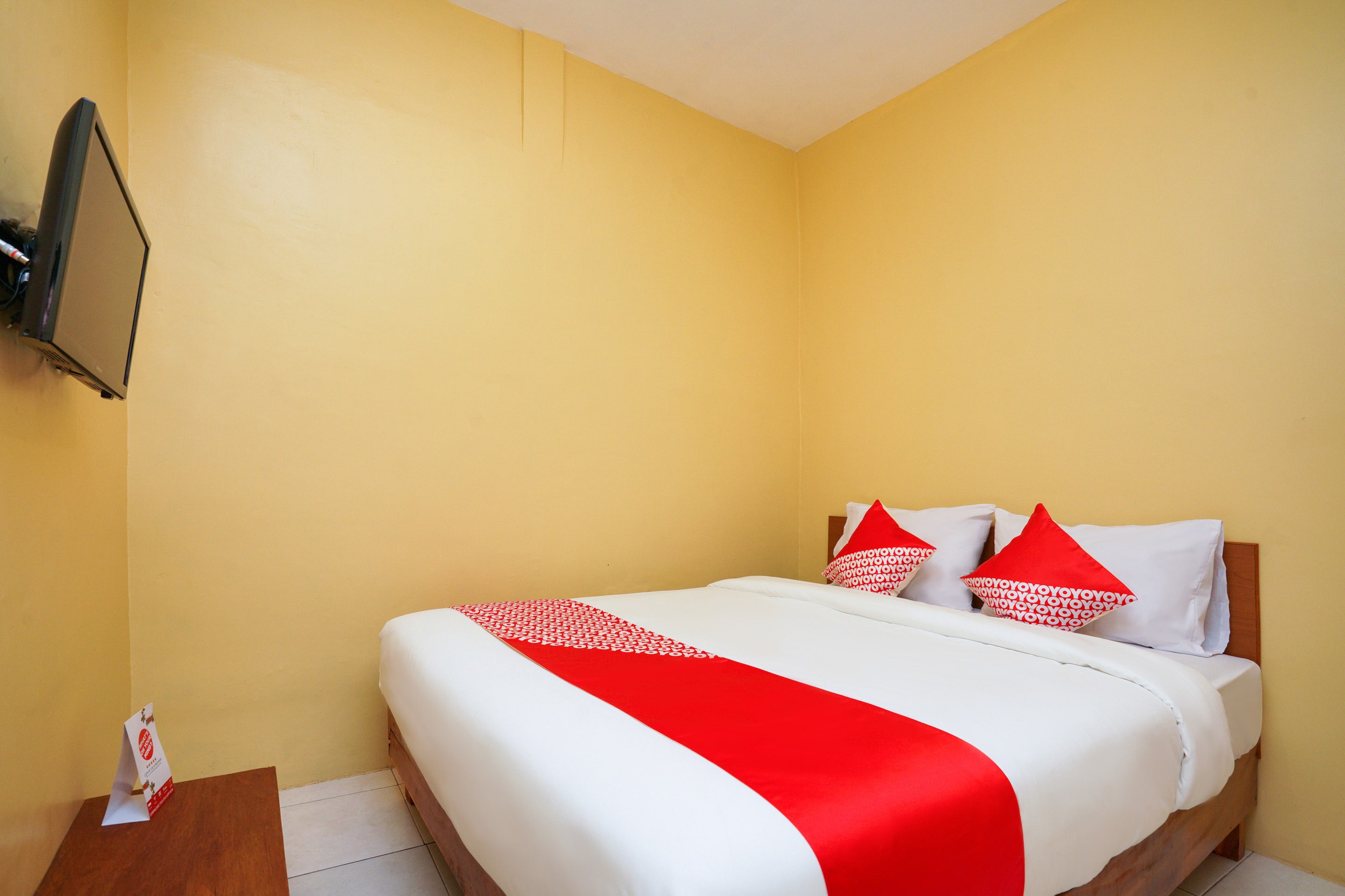 Hotel O Az Zahra Residence Syariah, OYO Hotels Surabaya, Book @ Rp49517 ...