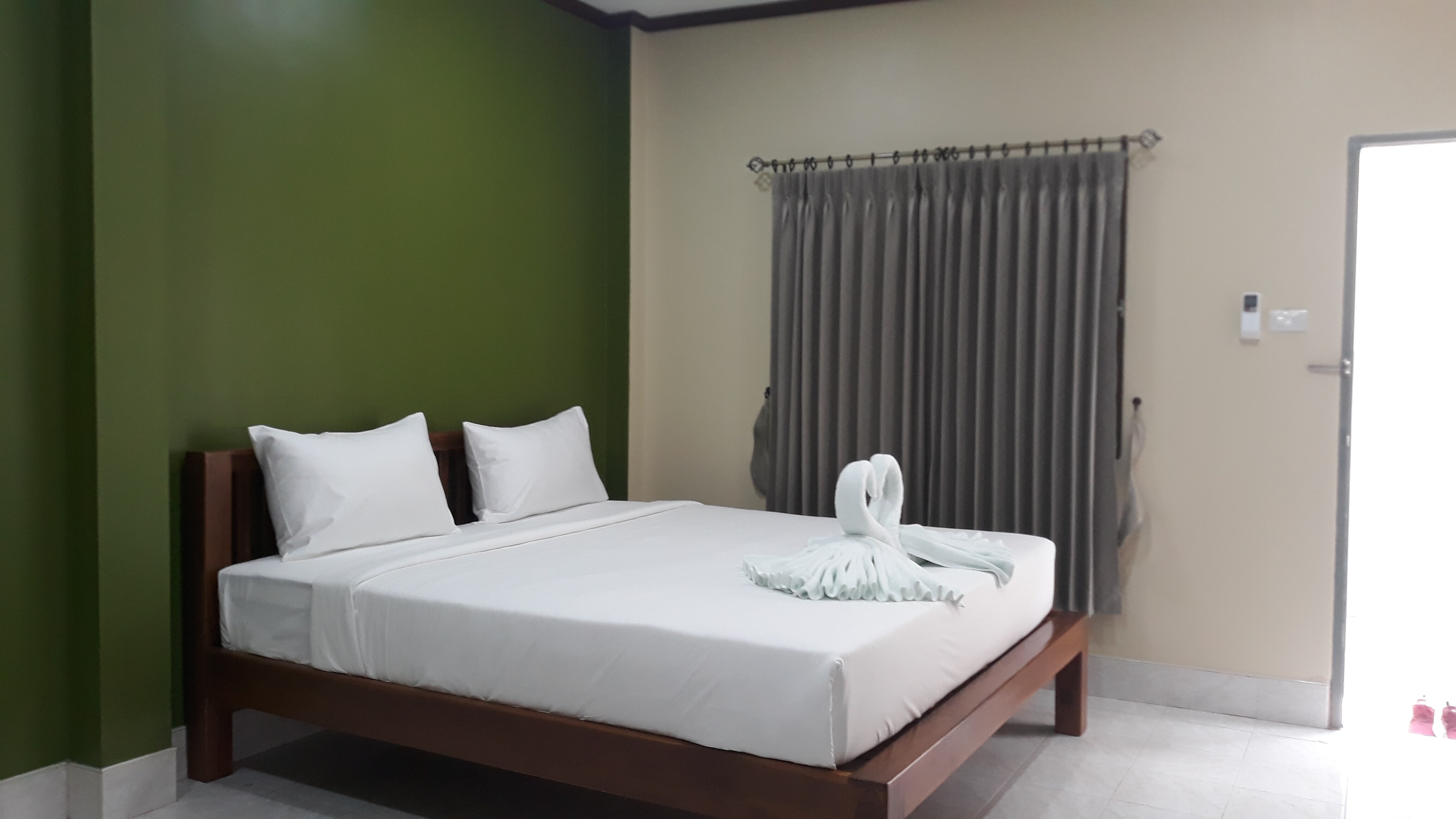 OYO 625 Airport Smile Place, OYO Hotels Phuket, Book @ ฿153 - OYO