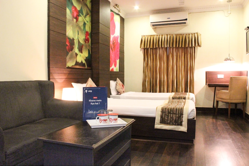 OYO 5832 Hotel The Ken, Premium Ranchi, Book @ ₹1095 - OYO