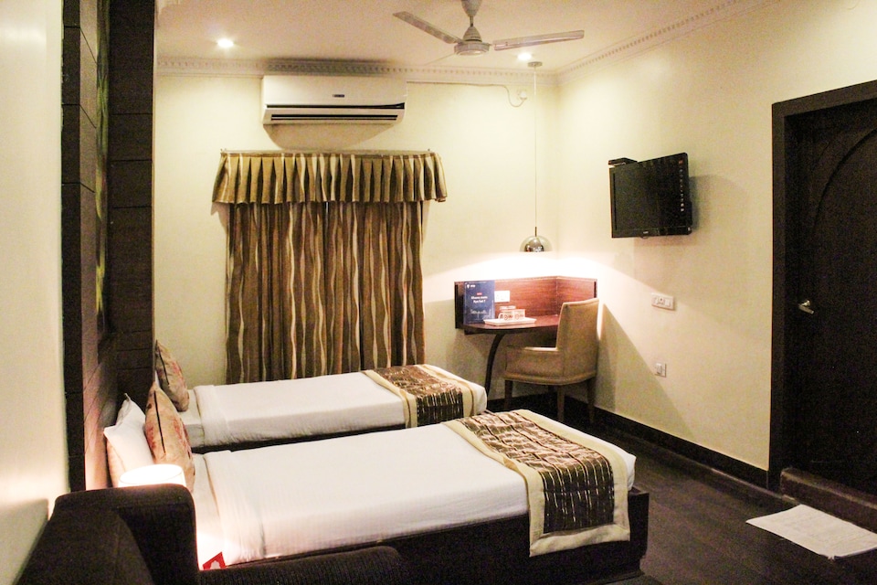 OYO 5832 Hotel The Ken, Premium Ranchi, Book @ ₹1095 - OYO