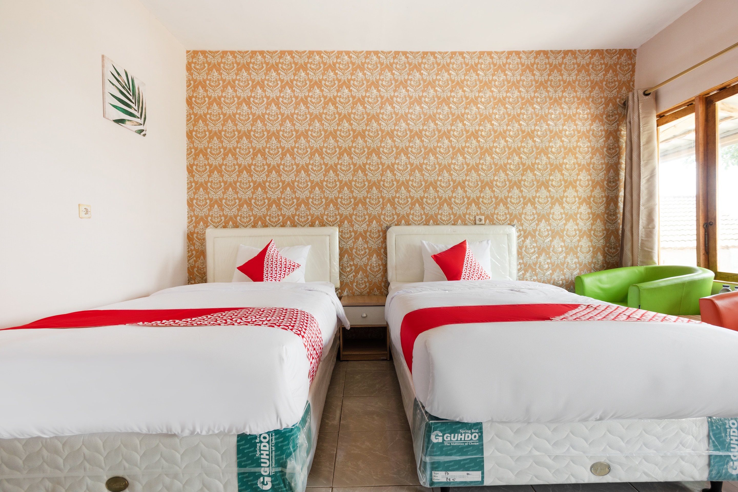 OYO 3040 D'pineapple Villa, OYO Hotels Subang, Book @ Rp116314 - OYO