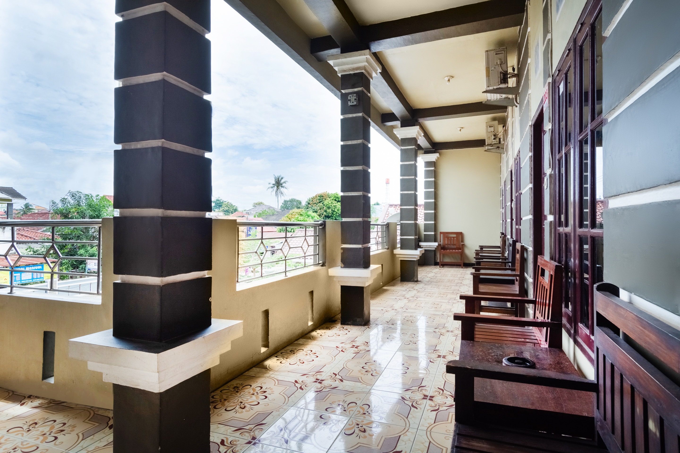 Hotel O Adelia Residence, OYO Hotels Palembang, Book @ Rp58238 - OYO