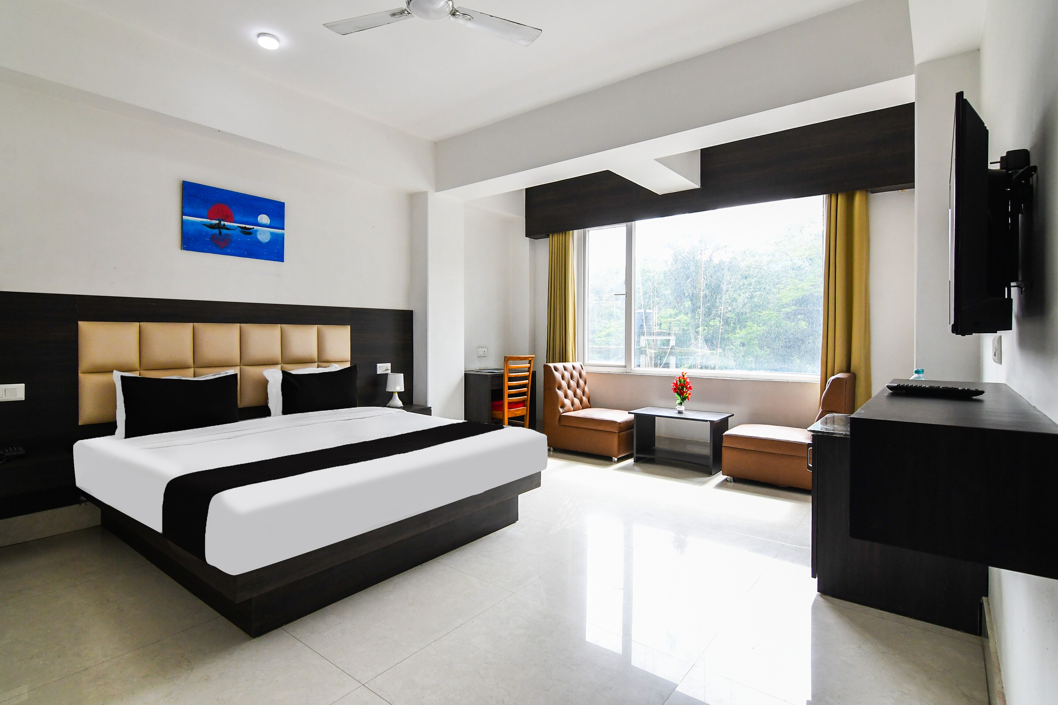 Townhouse Hotels in Helipad Ground, Pelling Starting @ ₹755 - Upto 88% ...