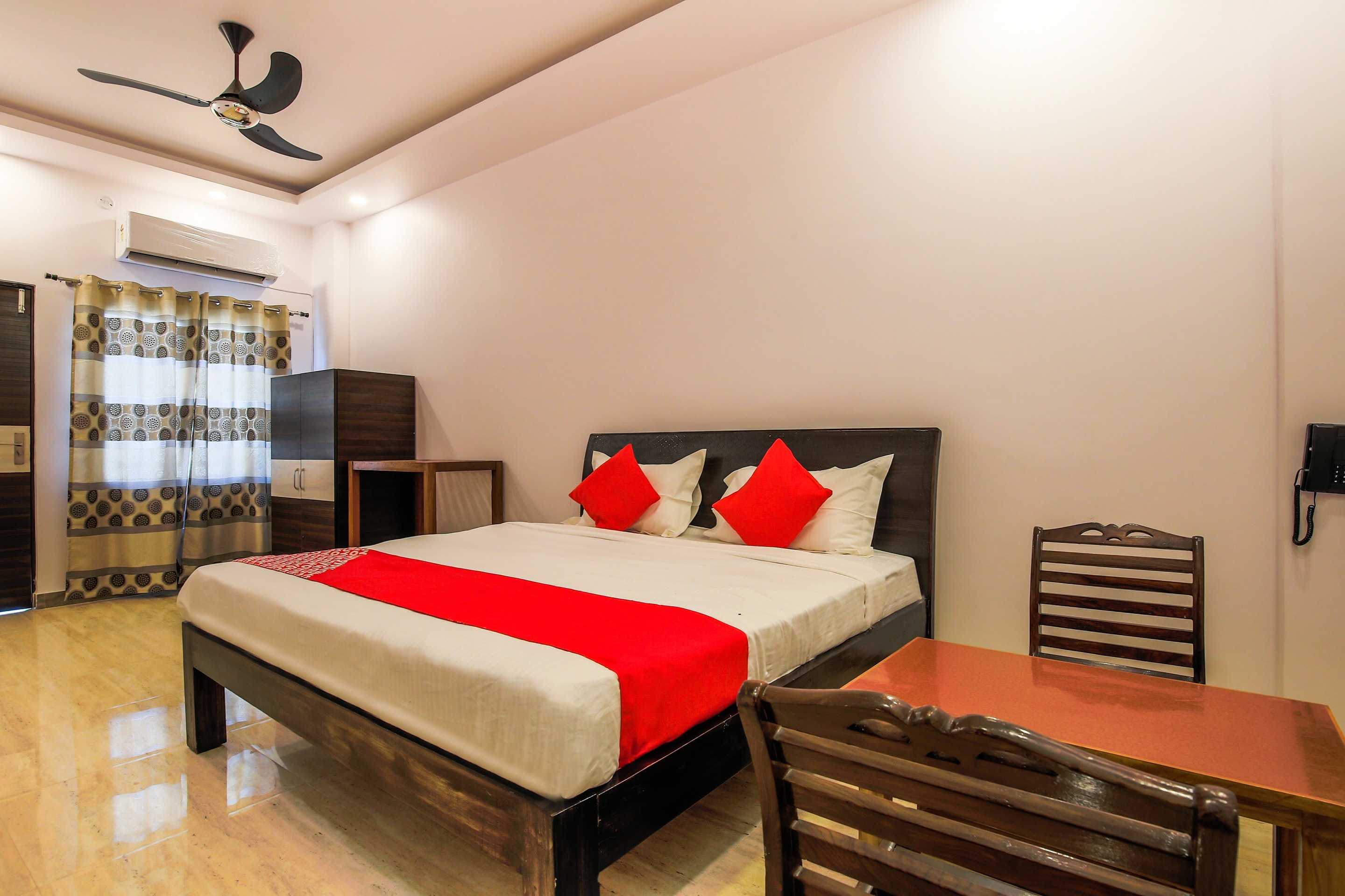 Hotel O The Velvet Chinhat Tiraha, Flagship Lucknow, Book @ ₹1311 - OYO