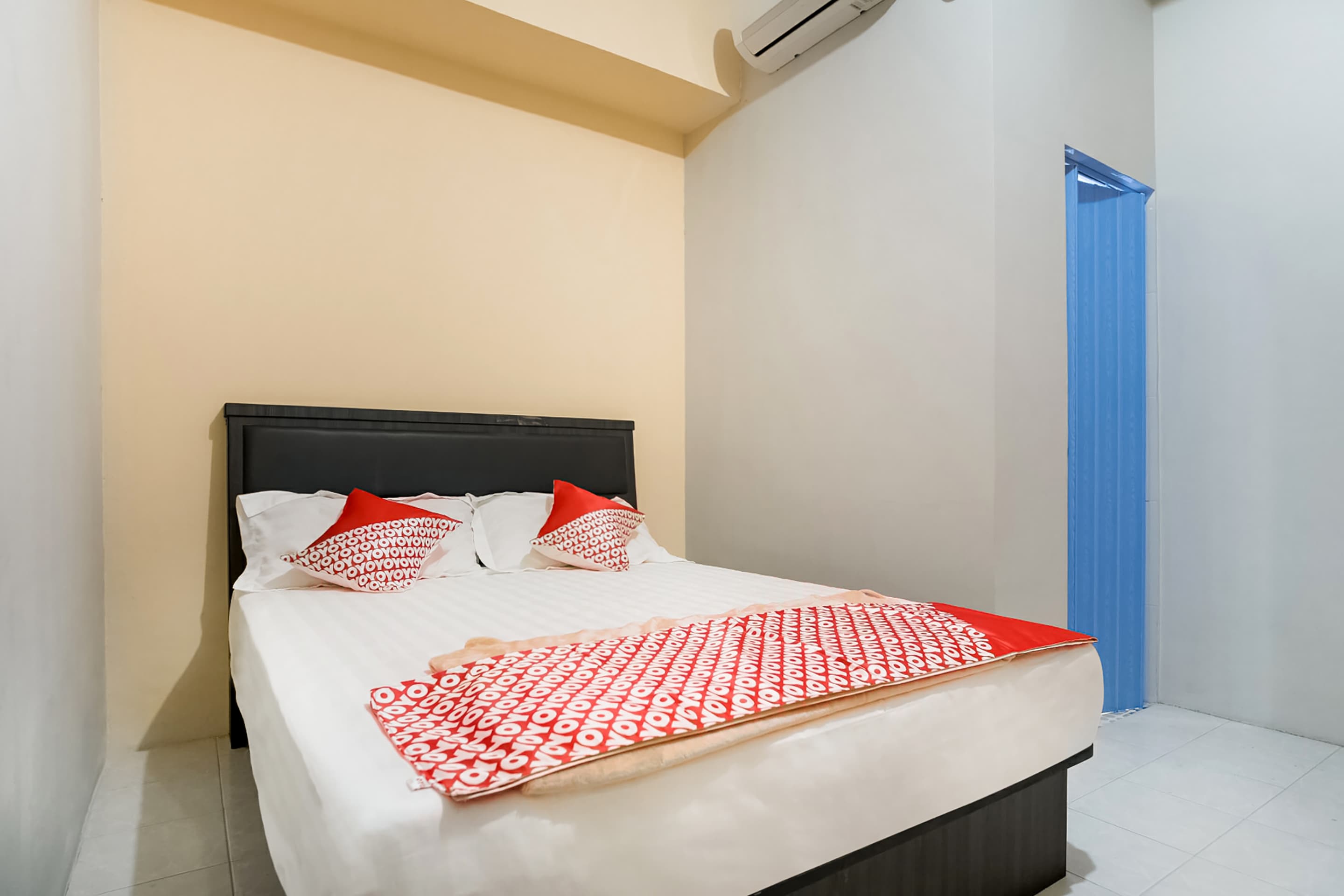 OYO 3212 Coffee Jodoh Homestay, OYO Hotels Batam, Book @ Rp111597 - OYO